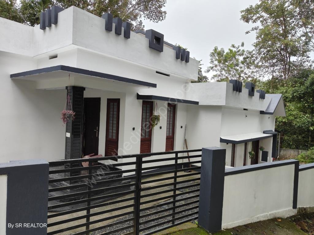 House for sale in Wayanad | Meenangadi